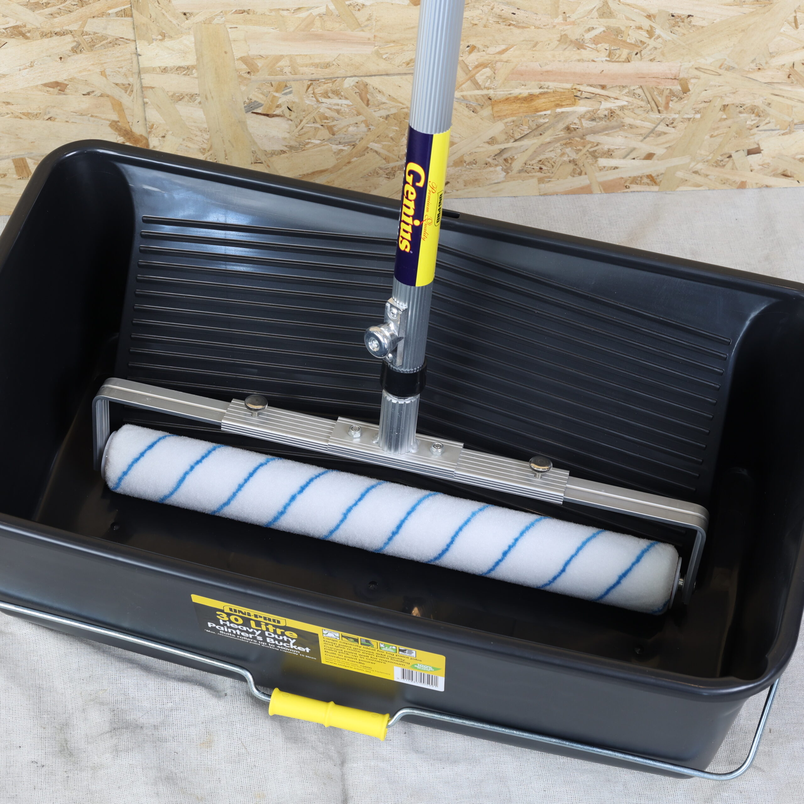 UNI-PRO 30 Litre Heavy Duty Painters Bucket - BR Construction Supplies